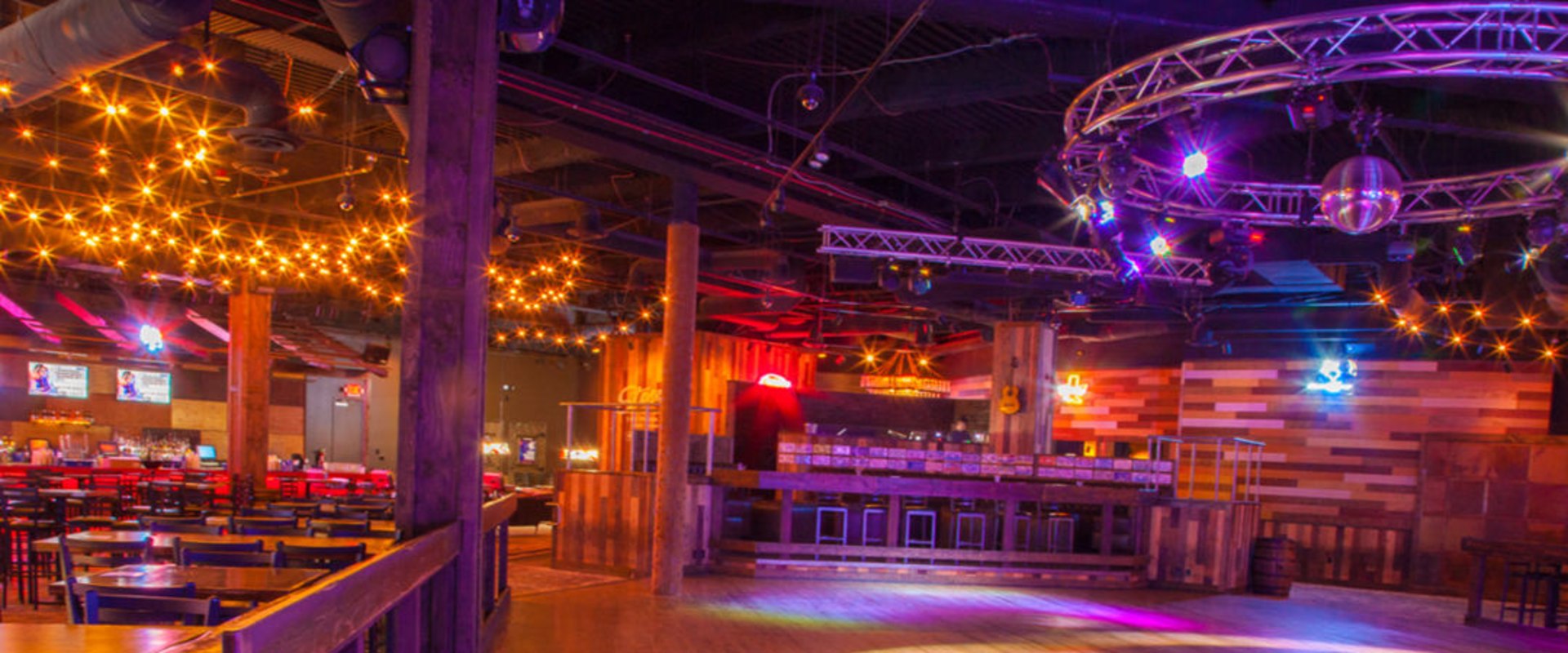 experience-the-best-open-mic-nights-for-poetry-in-las-vegas-nv